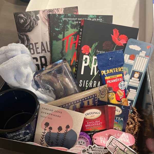 Mega Book Lovers Box - Etsy