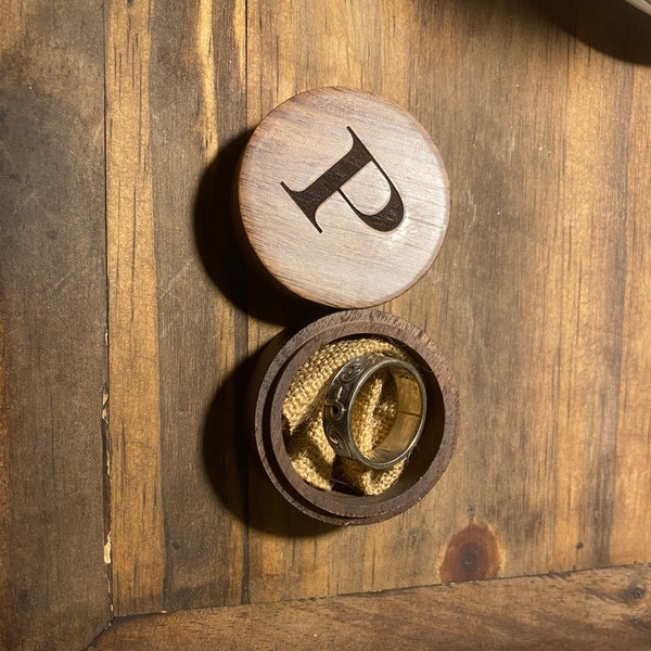 Walnut Ring Boxes - Etsy