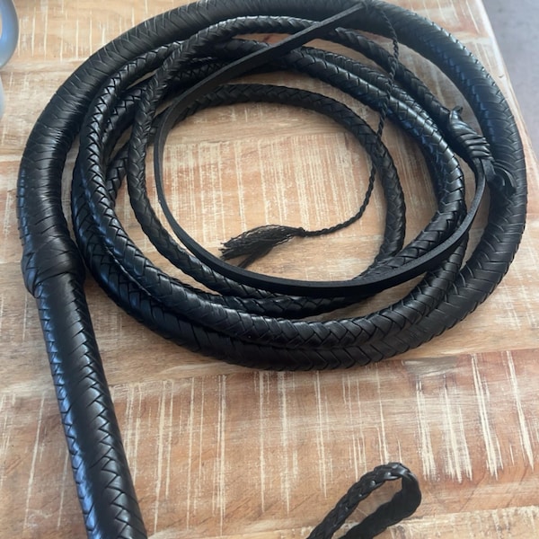 Cat of 9 Tails Genuine Thick Leather Flogger Red Roses & Petals Flowers ...