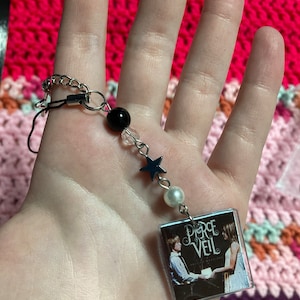 Deftones 'around the Fur Album Inspired Beaded Keychain / Phone Charm ...
