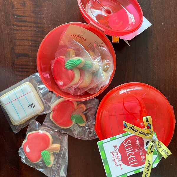 Back to School Teacher Gift Tag Happy First Day of School Tag Kids ...