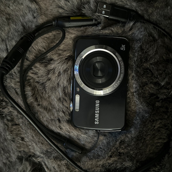 Camera Casio Exilim EX-Z16 / Vintage 2000s Digital Camera / Samsung ...