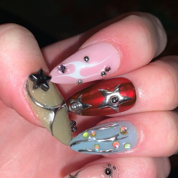 3D Freestyle Almond Goth Press on Nails, Handpainted Luxury Acrylic ...