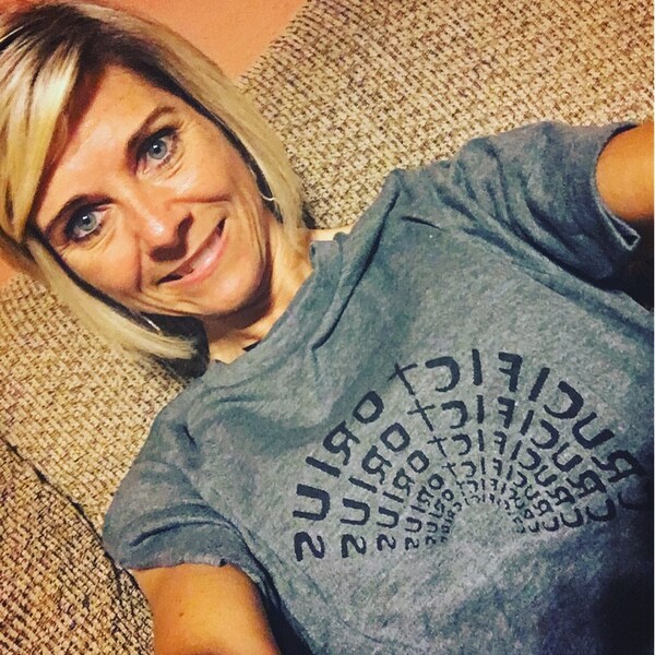 Team Pacey Screenprinted Shirt - Etsy