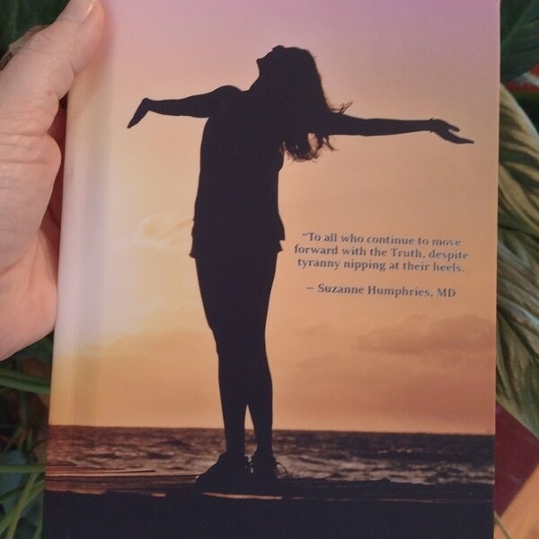 Dissolving Illusions Moving Forward With the Truth Unisex Recycled ...