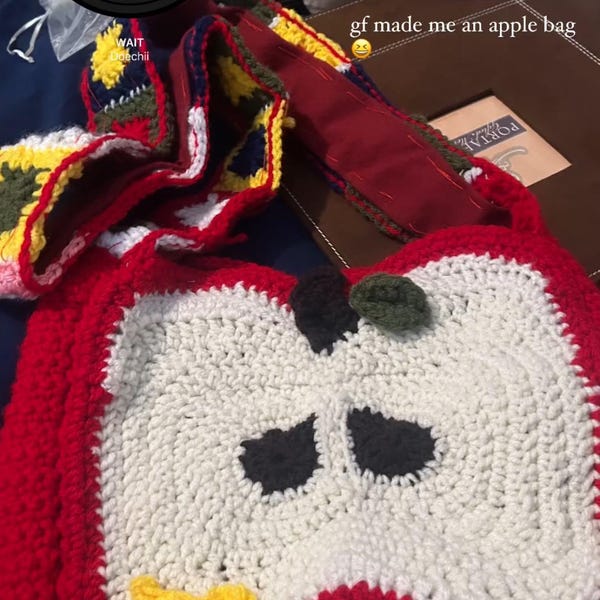 Crochet Apple Bag Pattern PDF Only- Crochet Bag Worm and Leaf, Fruit ...