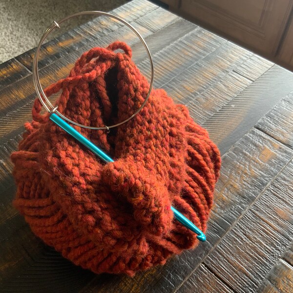 Wrist Thread Ball Holder, Hold Your Thread Handy for Tatting and ...