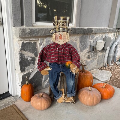 The Original Scarecrow Sitter Sitting Scarecrow Wooden Fall Porch ...
