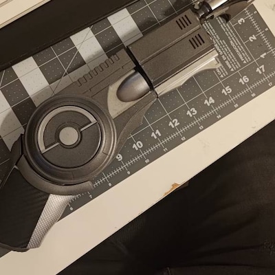 Arkham Bat Claw Full-scale Prop - Etsy