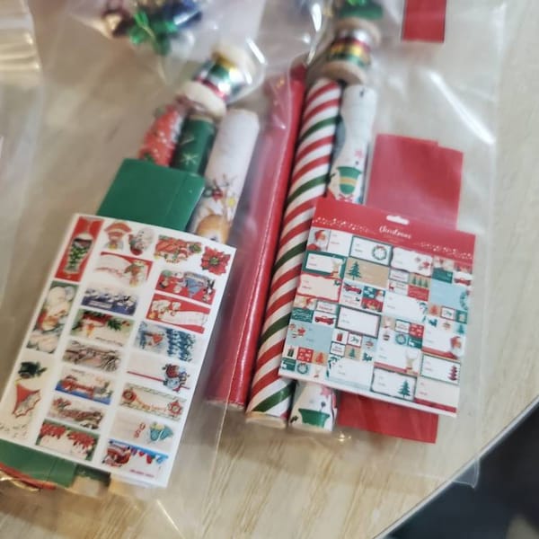 Miniature Holiday Gift-wrap Set - Etsy