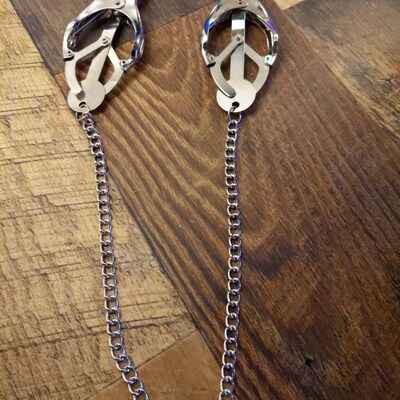 Nipple Stretchers / Clover Clamp Nipple Cages - Etsy
