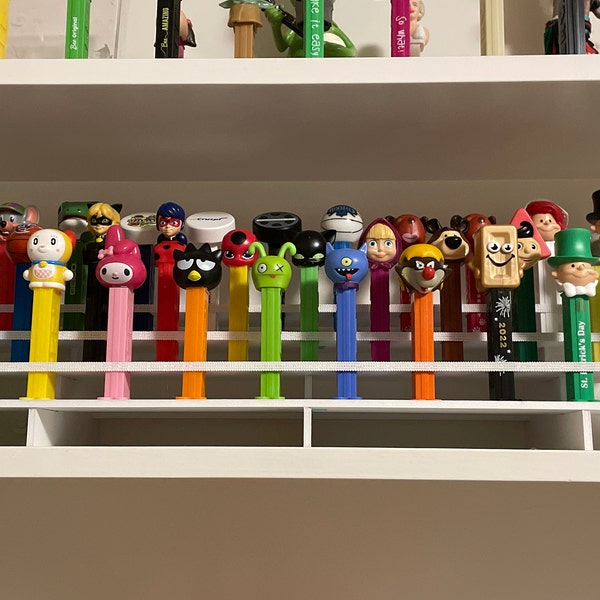 Aligned Rows 24" Wide PEZ Dispenser Display Shelf Stadium Style - Fits ...