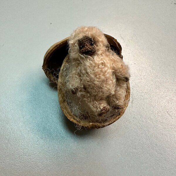 Micro Crochet Amigurumi Realistic Lemur Art, Mini Micro Animals Lemur ...