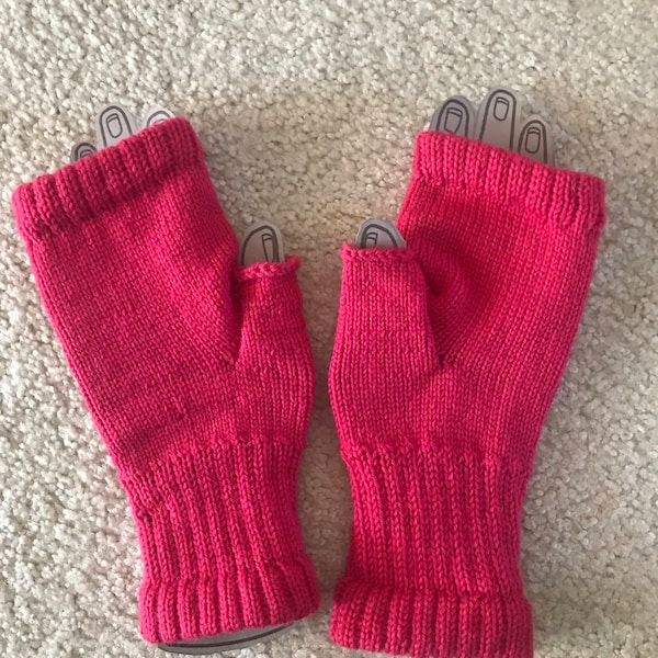 Printable Hand Display Template - Downloadable PDF - Craft Fair Display ...