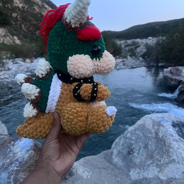 Crochet Pattern: Magical Green Guardian - Etsy