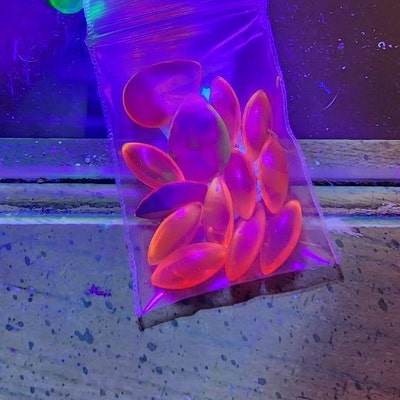 RARE Huge 14.5mm Huge Deep Cut Uranium Glass Gem Glows in Black Light ...