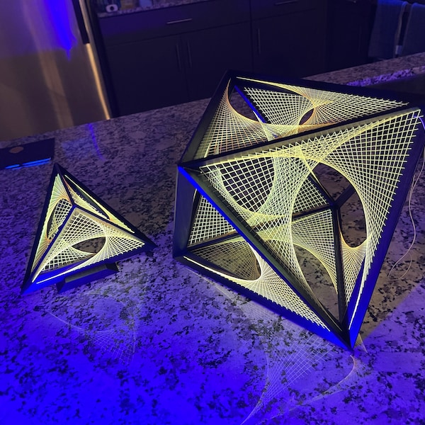 Icosahedron Parabolic Curves 3 Layers Design | String Art | Flower of ...