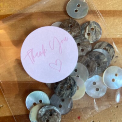 REAL MOTHER of PEARL Buttons 10mm/ 15mm Shell Buttons Free Delivery 5 ...