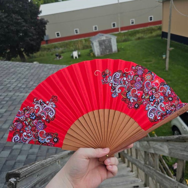 Primavera Red Handcrafted Fan in Pear Wood and Cotton Fabric, Hand Fan ...