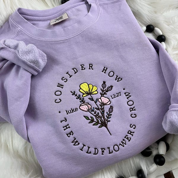 Velaris Embroidery Design, to the Stars Who Listen and the Dreams That ...