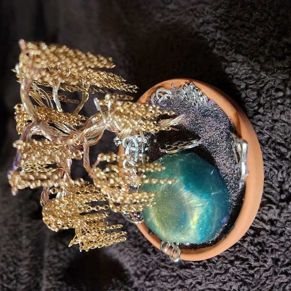 Weeping Willow Wire Tree With Gold Cut Epoxy Gemstone - Etsy