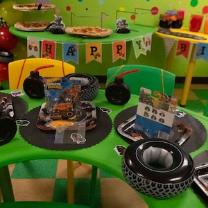 Monster Jam 9" Paper Plates (set of 8). Each Plate is a Different ...