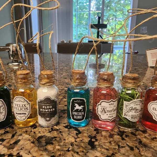 Wizarding HP Fandom Potions. These Magical Decor Pieces Come in 3 ...