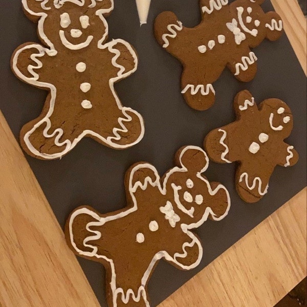 Mickey Mouse Gingerbread Man Cookie and Fondant Cutter - Etsy
