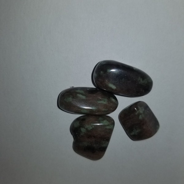 NUNDERITE Tumbled Crystals - Crystal Grid, Mediation Stones ...