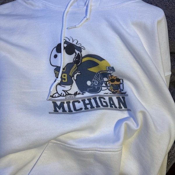 Snoopy X Michigan Unisex Graphic Hoodie - Etsy