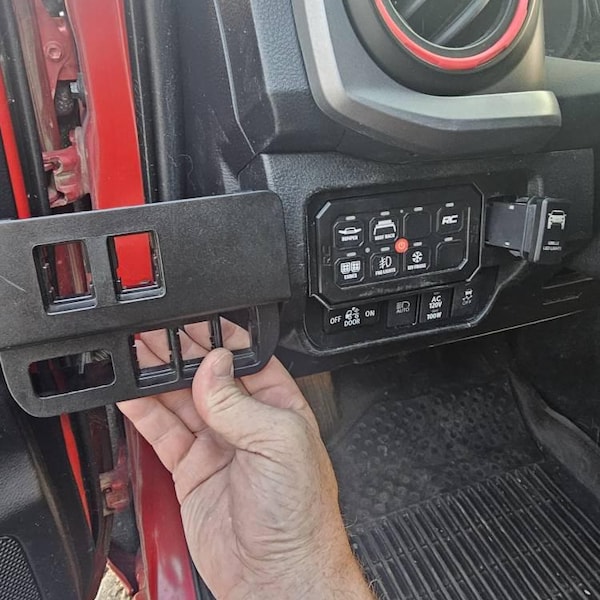 Toyota Tacoma 3rd Gen Switch Panel – for Rough Country 8-gang Switch ...