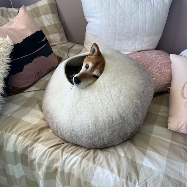 Cat Nap Cocoon / Pet Cave / Kitty Bed /dog House / Felt Vessel - Hand ...