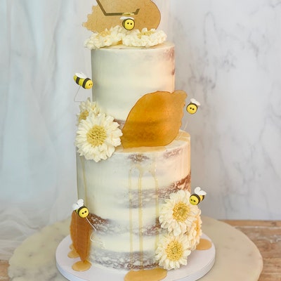 Fondant / Gum Paste Bees Cake or Cupcake Topper. Edible Bees Decoration ...