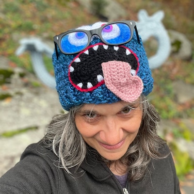 Plunger Hat, Gag Gift, Funny Hat, Toilet Hat, Winter Hat, Holiday Gift ...