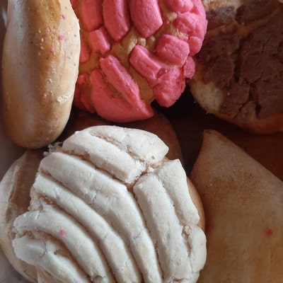Mexican Sweet Bread/ Pan Dulce/ Variety of Traditional Mexican Sweet ...