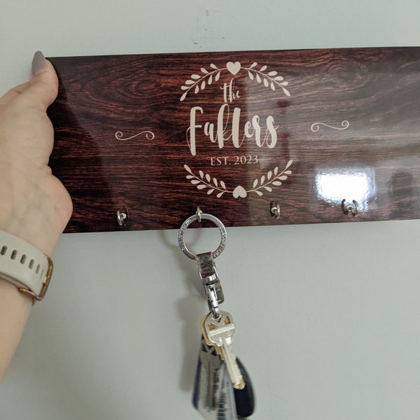 Personalized Key Holder for Wall, Housewarming Gifts for Couple W/ Last ...