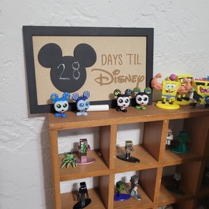 Days til Disney Countdown Sign - Etsy