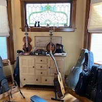 Violin Plush Crochet PATTERN - Etsy Canada