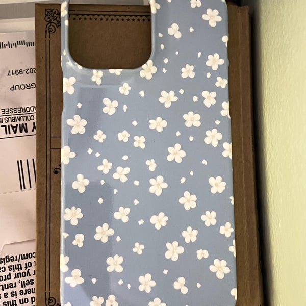 Elegant Green Floral Bird Over White Phone Case for iPhone 16 15 14 13 12 Pro Max Botanical ...