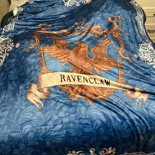 Middle Earth Signpost Pennant, Lord of the Rings Banner, LOTR Flag ...