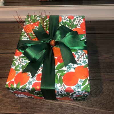 Pre Wrapped Gift Box, Ready to Use, Reusable Empty Gift Box, Unwraps ...
