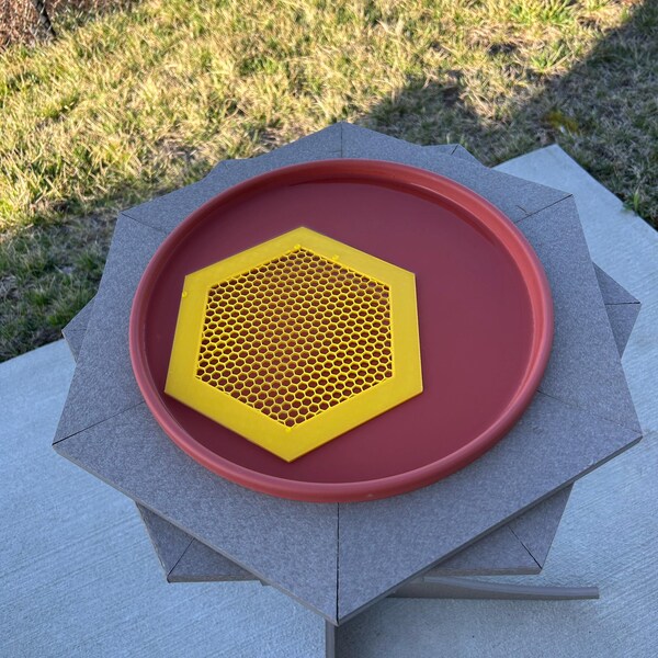 Floating Bee Island, Bee Waterer, Bee Water Station, Colorful Bee ...