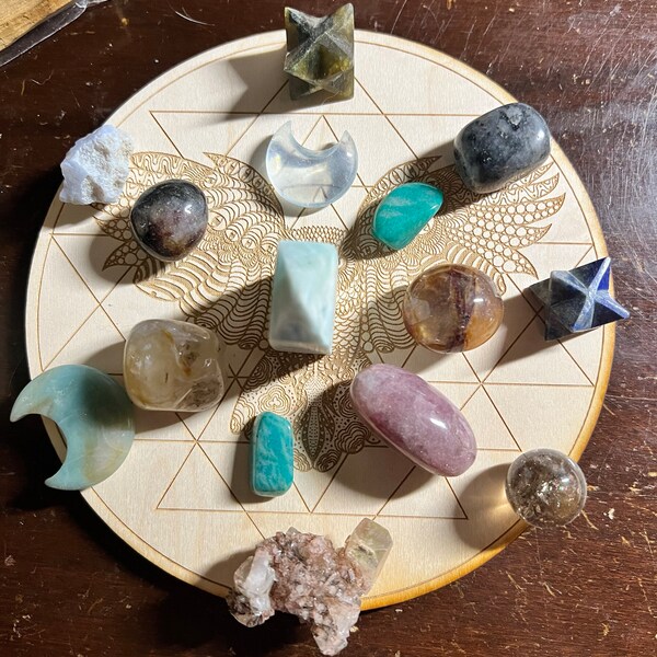 Dragon Crystal Grid - Altar Decoration - Etsy