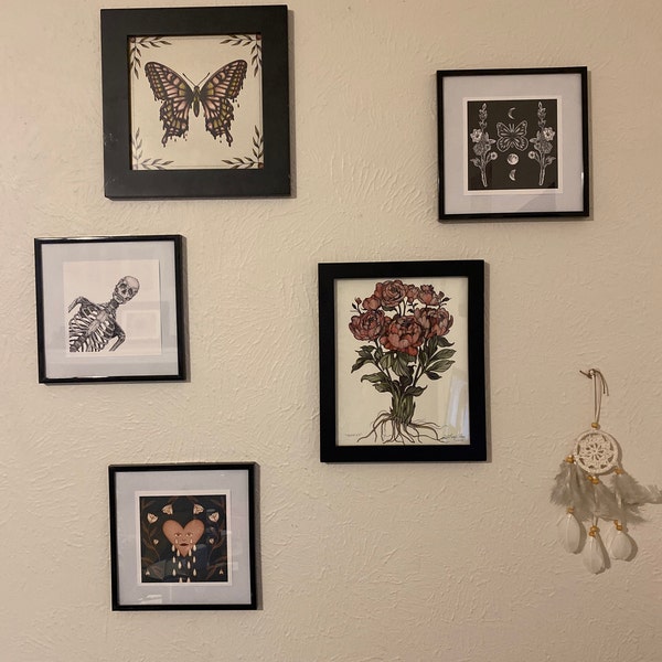 Black Flowers - Small Print - Etsy