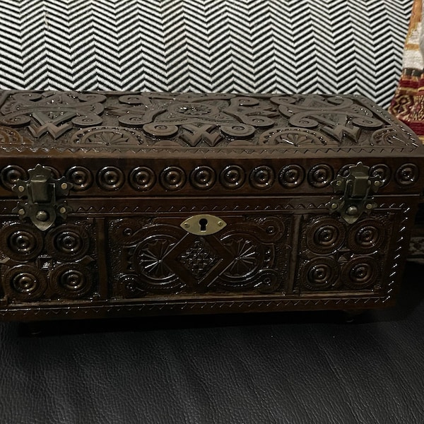 Large Wooden Box, Carved Wood Coffer, Wood Jewelry Box, Jewelry Case ...