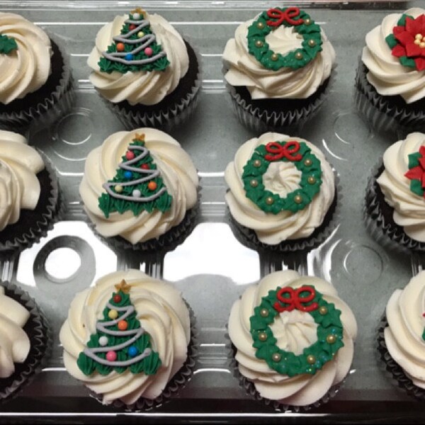 Royal Icing Christmas Cupcake Toppers- Combination Pack (12) - Etsy