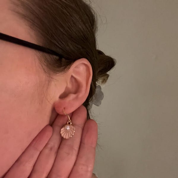 Clam Shell Earrings Ocean Inspired Jewellery Beachy Vibes Pearl ...