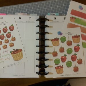 Round Monthly Habit Tracker / Circular Monthly Log - Etsy