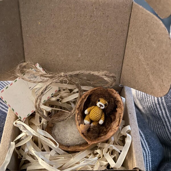 Micro Crochet Amigurumi Realistic Lemur Art, Mini Micro Animals Lemur ...