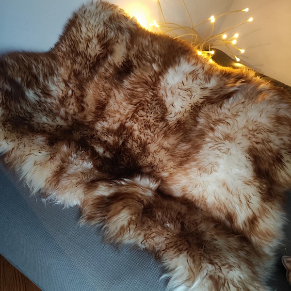 GIANT SHEEPSKIN Triple X Mouflon White Brown Throw Genuine Leather ...